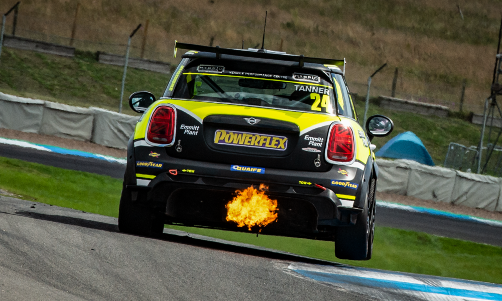 eNCCiS: Jimmy Mullis makes money moves for All-Star victory | Traxion